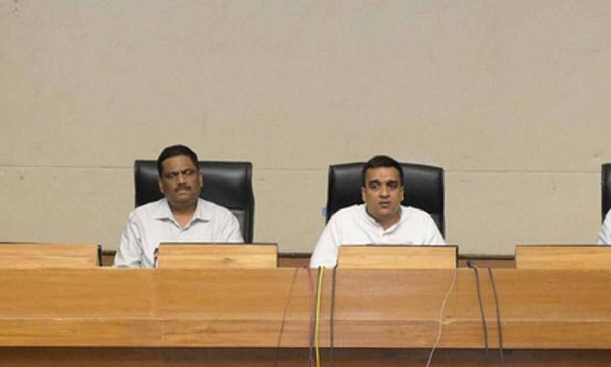 Gujarat Police detain 362 illegal Bangladeshi nationals, probe 782 more ...