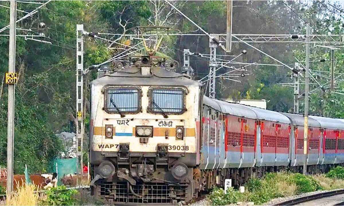 SCR announces weekly special trains between Prayagraj and SSS Hubballi