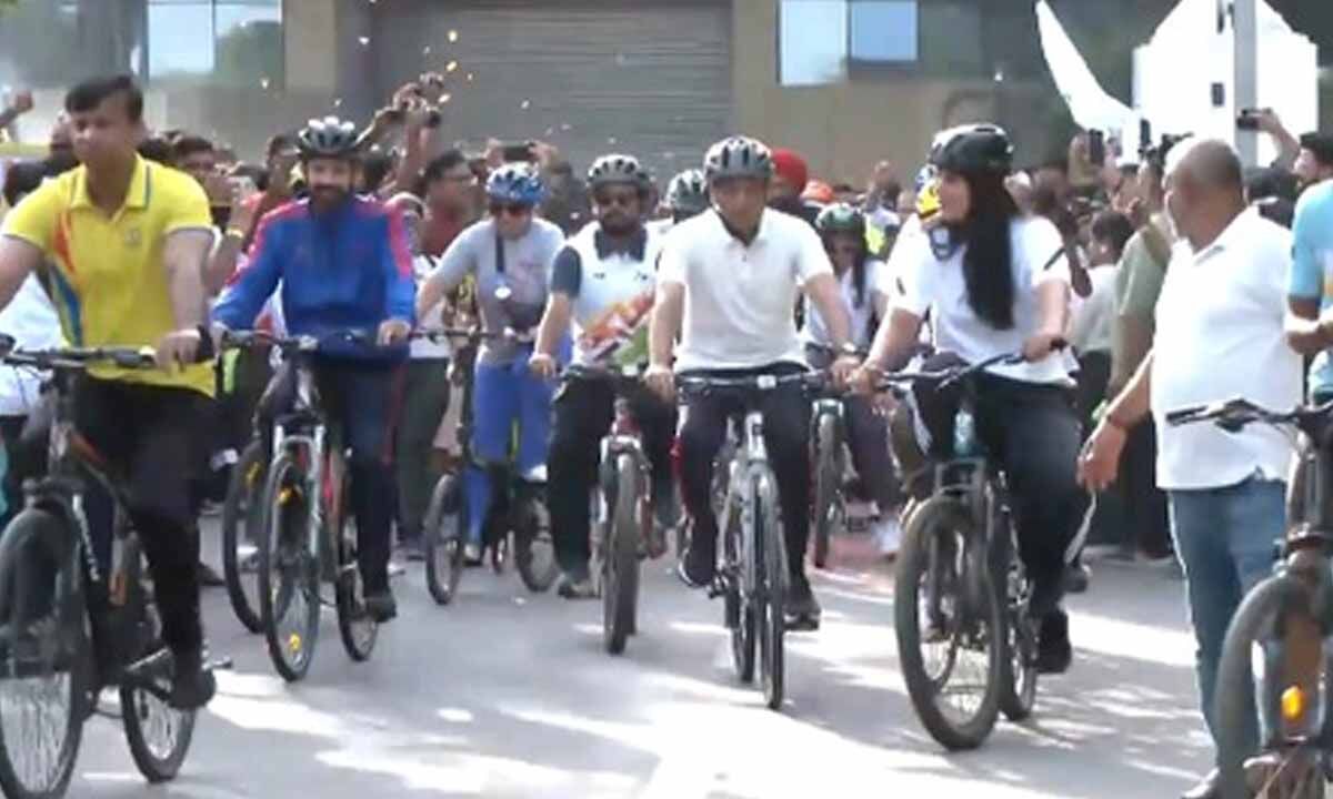 Fit India celebrates World Bicycle Day 2026 with nationwide 'Sundays on ...