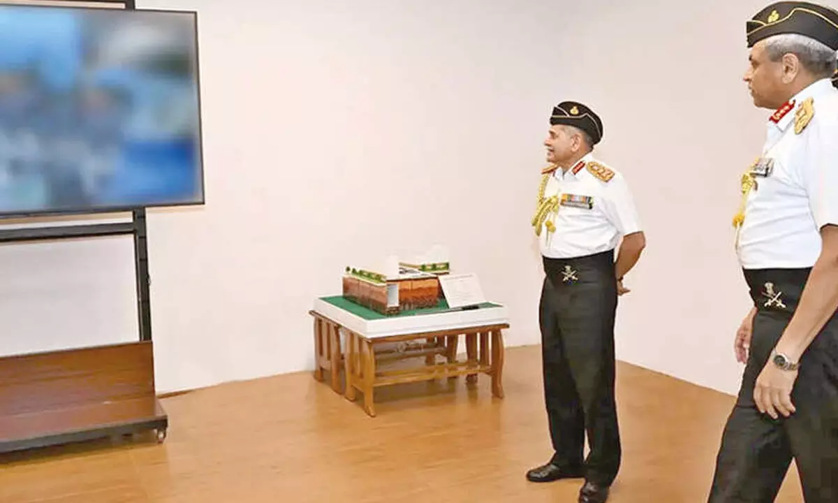 Army Chief reviews Central Command HQ readiness