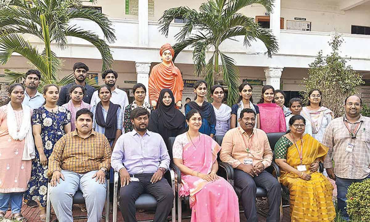 Campus recruitment drive at Balaji Pharmacy College