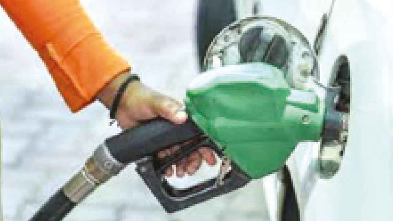 Govt limits diesel sales to 200 litres per vehicle in a day