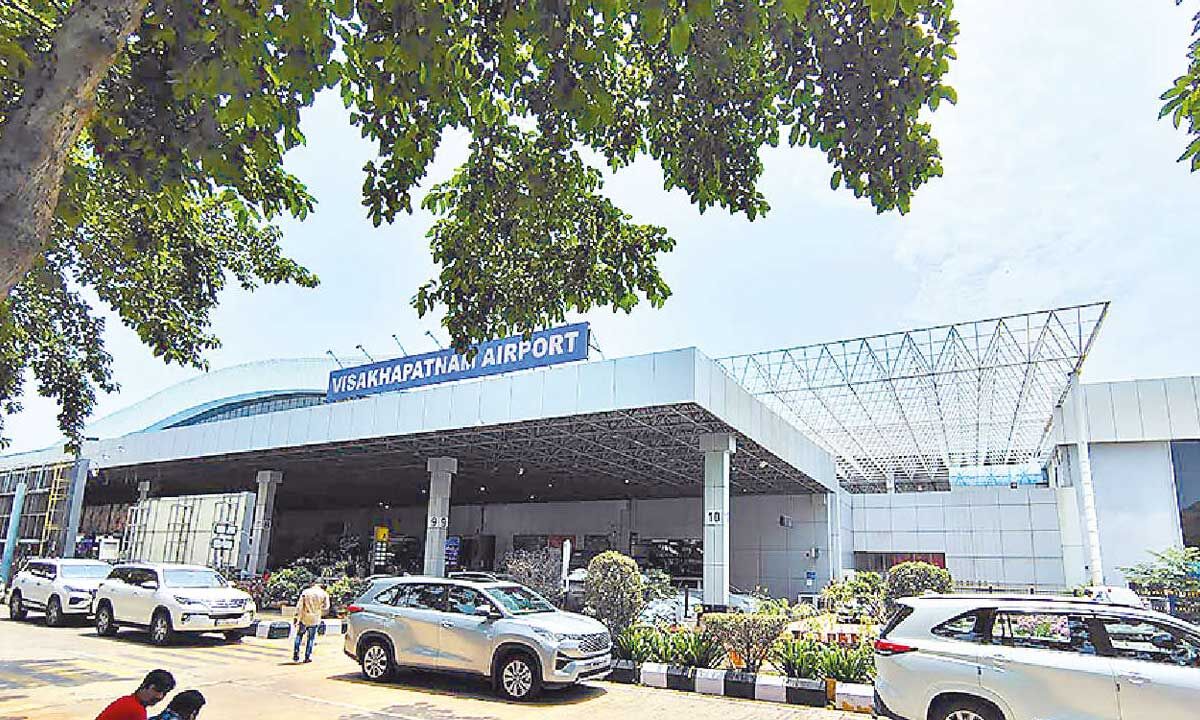 Vizag people find it tough to bid adieu to existing airport