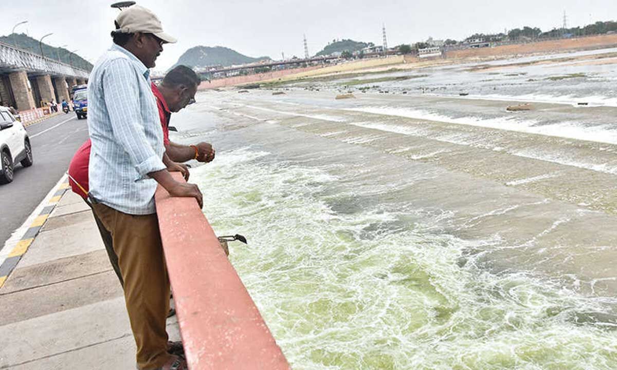 4 gates of rakasam Barrage lifted