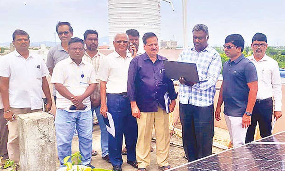 APSPDCL CMD directs speedy grid connectivity for rooftop solar systems