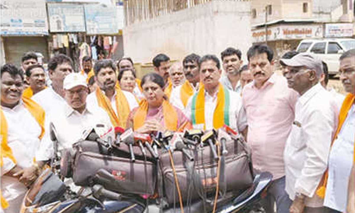 BJP highlights Centre’s support to AP projects