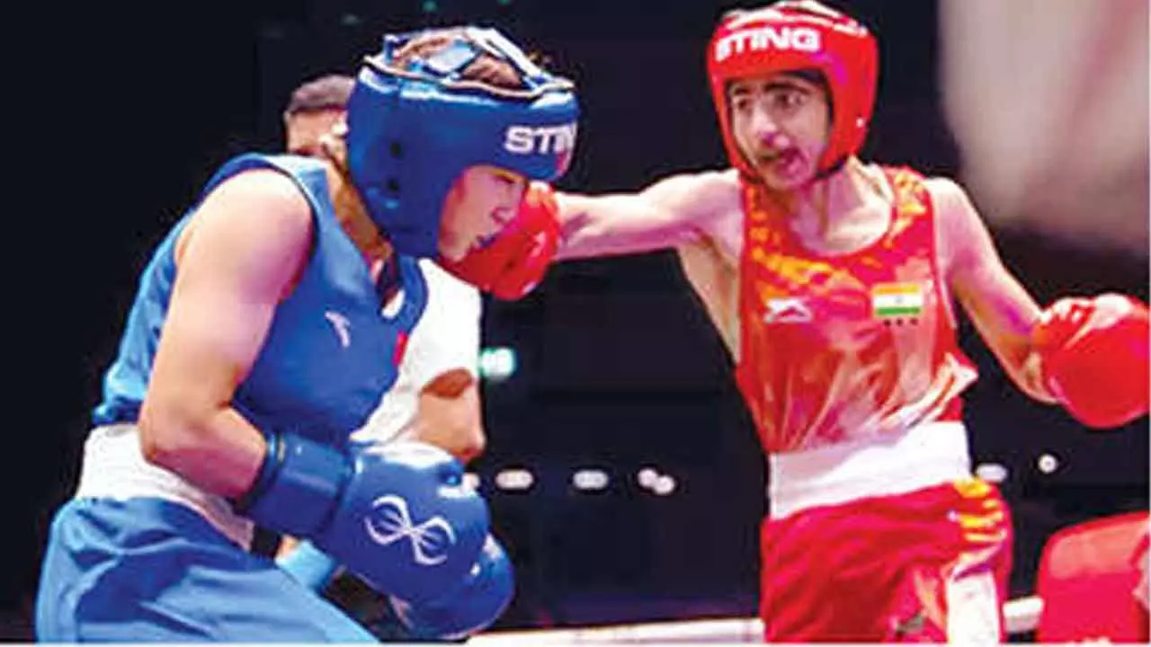 Boxing WC: Minakshi moves to quarters