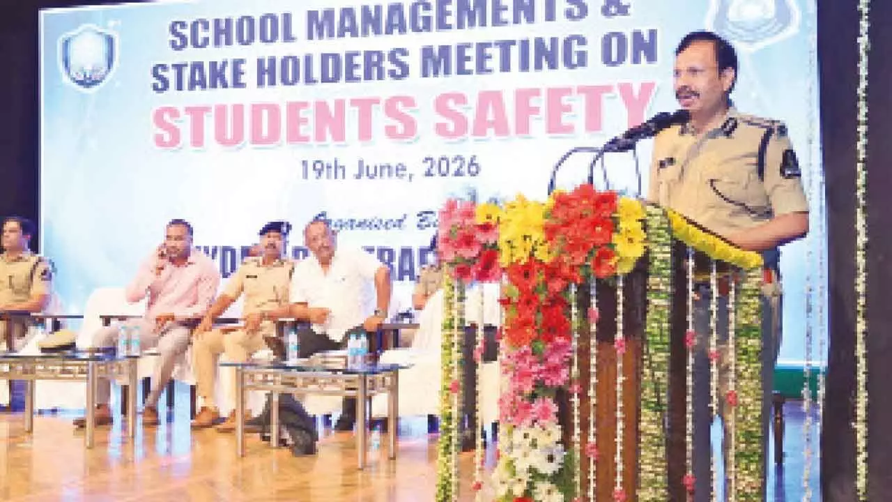 Traffic police sound alarm over student safety on roads