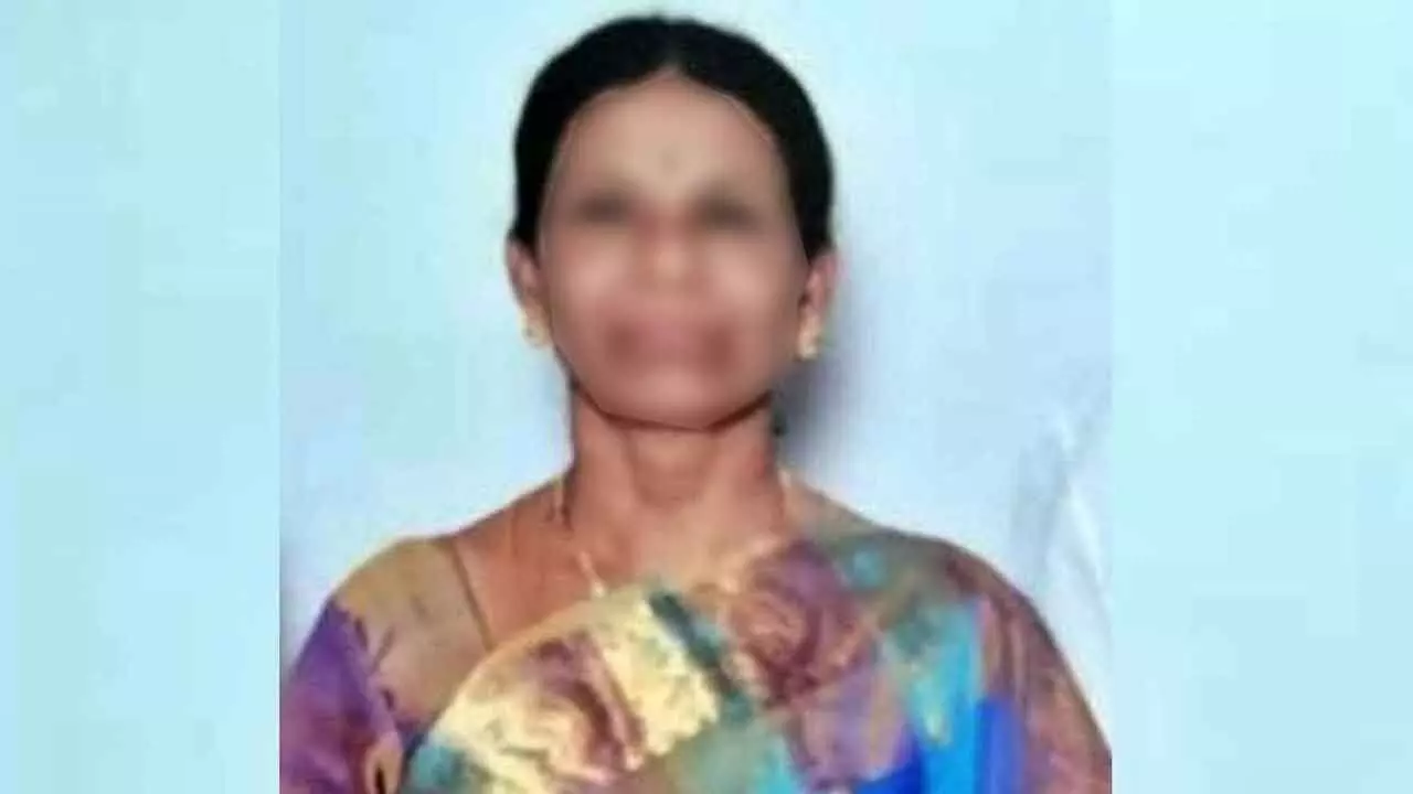 Woman dies after fall from terrace while trying to trim tree branches ...
