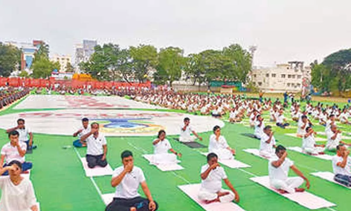 Yoga best way to stay fit: Veeranjaneya