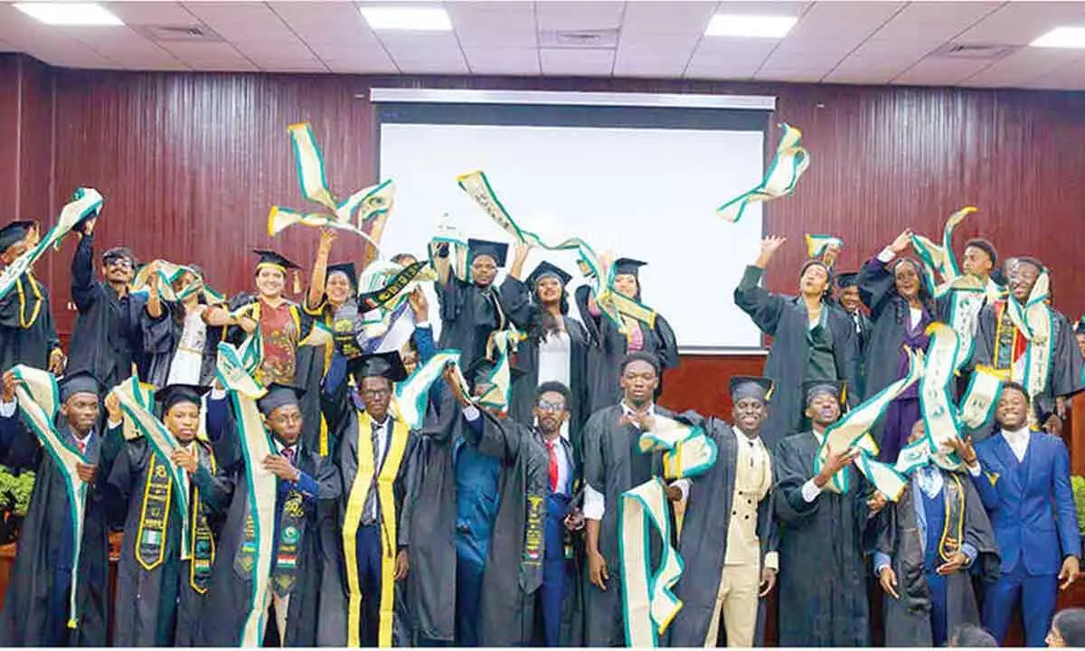 40 international students receive degrees