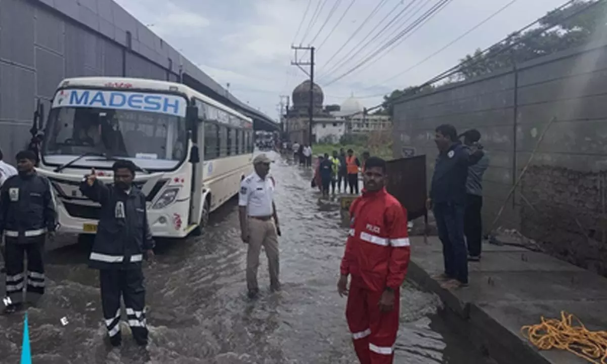 Heavy rains inundate few colonies in Ameenpur near Hyderabad