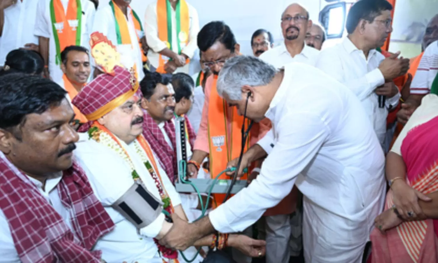 Telangana Bjp Chief Ends Hunger Strike After Taking Ill